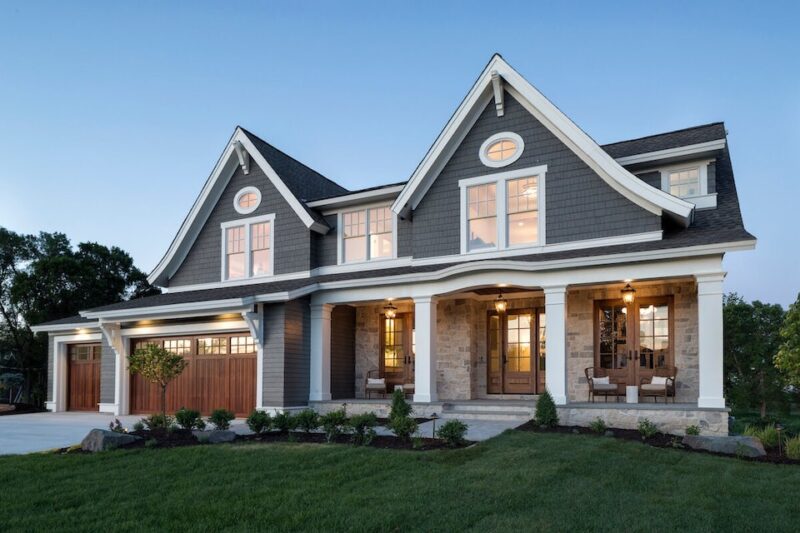 Rustic Siding Options: 10 Picture Examples (Inspiration)