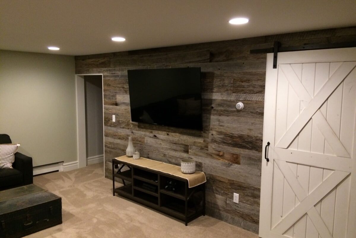 Reclaimed Wood Wall DIY: 6 Step Installation - Manomin Resawn Timbers