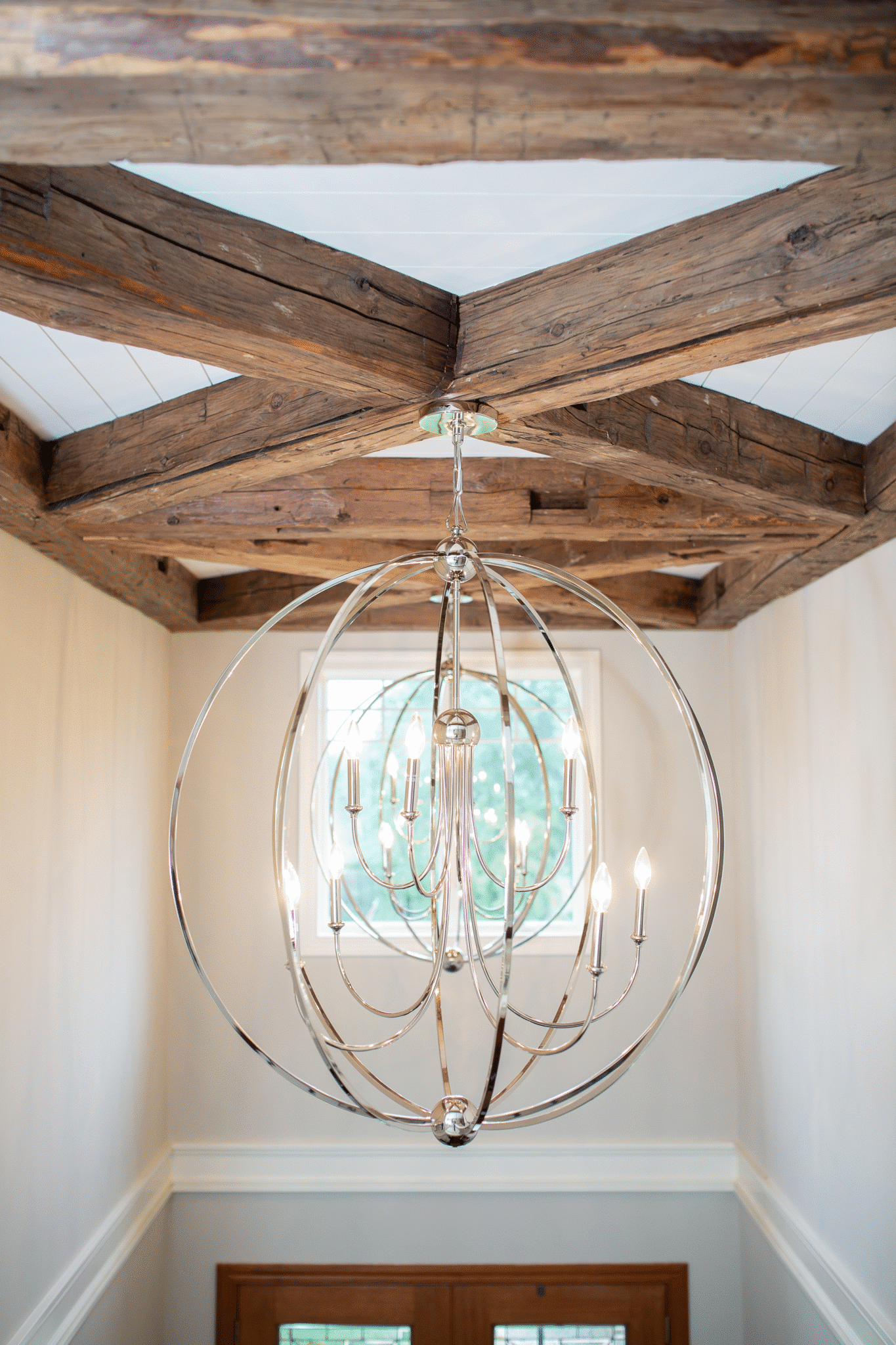 Wood Texture: 6 Reclaimed Styles That Bring Depth to Design